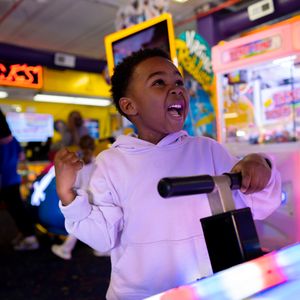 LASER BOUNCE - Updated December 2024 - 219 Photos & 89 Reviews - 80-28 ...