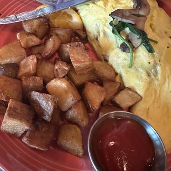 CHEZ ZEE AMERICAN BISTRO - Updated November 2025 - 855 Photos & 1178 ...