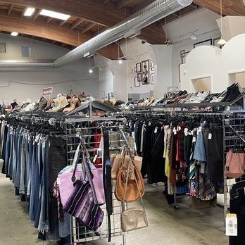 GOODWILL STORE & DONATION CENTER - Updated December 2025 - 135 Photos ...