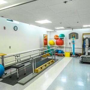 McLean Hospital - 11 Photos & 35 Reviews - Hospitals - 115 Mill St ...