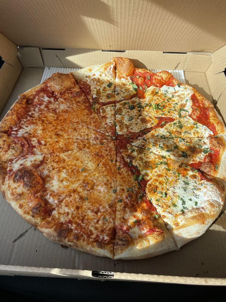PIZZA WORKS - BURNT HILLS - Updated November 2024 - 106 Photos & 87 ...