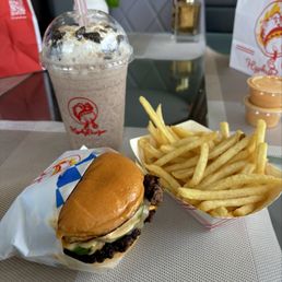 HYPHY BURGER - Updated July 2025 - 206 Photos & 157 Reviews - 898 W ...