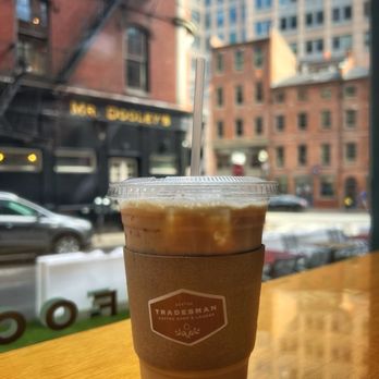 TRADESMAN COFFEE SHOP & LOUNGE - Updated August 2024 - 788 Photos & 372 ...