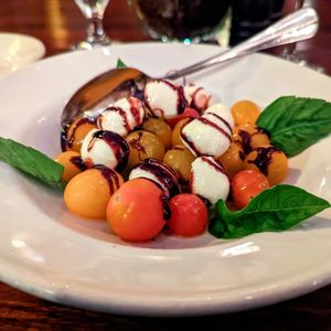 JONATHAN’S ON BRICK STREET - Updated August 2024 - 71 Photos & 146 ...