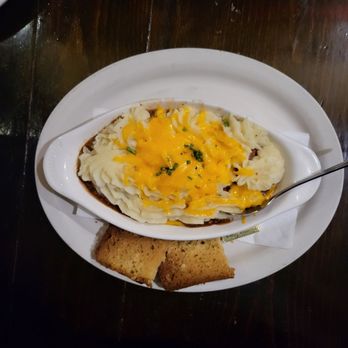 HIBERNIAN RESTAURANT & PUB - Updated June 2025 - 200 Photos & 224 ...