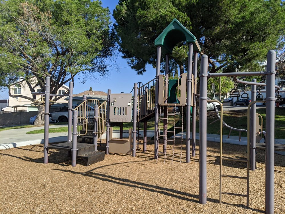 EL MODENA PARK - 29 Photos - 555 S Hewes St, Orange, California - Parks ...