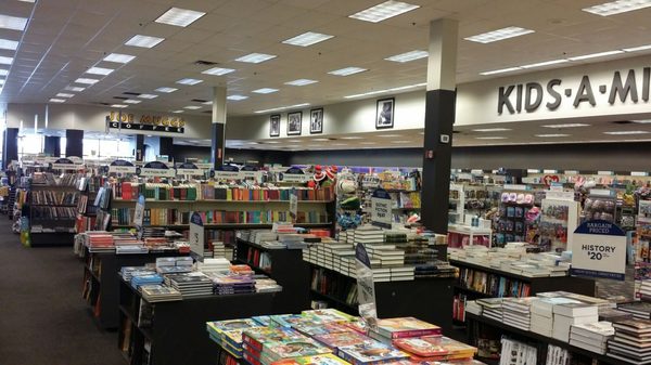 BOOKS-A-MILLION - 33 Photos & 23 Reviews - 992 Breckenridge Ln ...