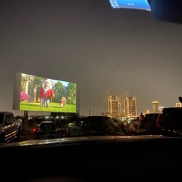 COYOTE DRIVE-IN - Updated July 2025 - 394 Photos & 351 Reviews - 223 NE ...