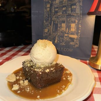 TRIVOLI TAVERN - Updated April 2025 - 1881 Photos & 767 Reviews - 114 N ...