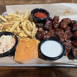 ENZO’S BBQ & ALE HOUSE - Updated December 2025 - 81 Photos & 131 ...