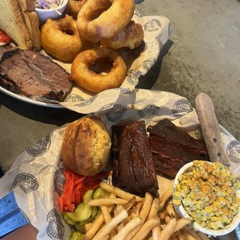 DEL’S HIDEOUT - Updated July 2024 - 1260 Photos & 992 Reviews - 5351 ...