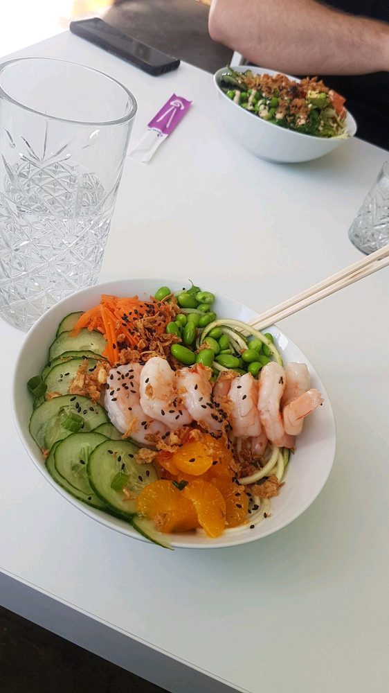 REVOLVE CAFE - Updated November 2025 - 12 Photos - 114-120 Sonnenschein ...