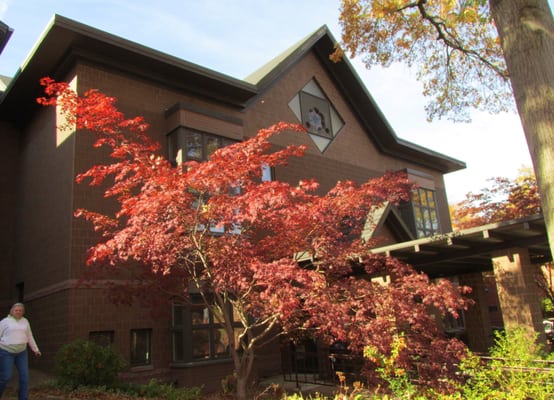 RUSSELL LIBRARY - Updated October 2025 - 45 Photos & 17 Reviews - 123 ...