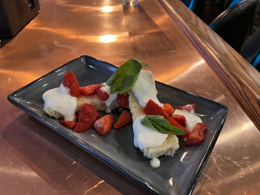 BLUEGILLS BAR AND GRILL - Updated January 2026 - 34 Photos & 22 Reviews ...