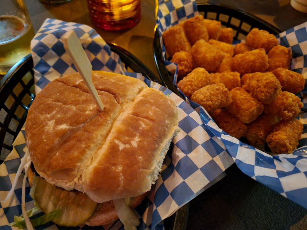 SANDY JUG - 30 Photos - 7417 NE Sandy Blvd, Portland, Oregon - Burgers ...