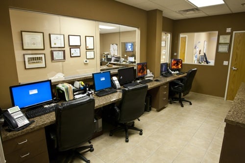 CLIFFORD J MOLIN, MD - Updated October 2025 - 34 Reviews - 2481 ...