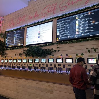 TAPSTER SEATTLE - 201 Photos & 133 Reviews - 1011 Valley St, Seattle ...