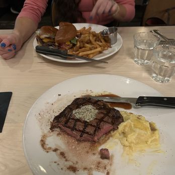 DARFONS RESTAURANT & LOUNGE - Updated June 2025 - 860 Photos & 1252 ...