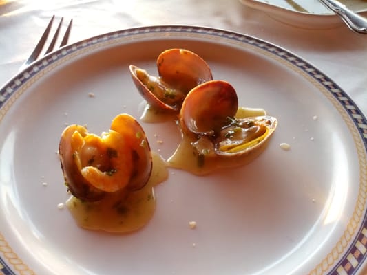 EL TIMÓN DE ROCHE - Updated January 2025 - 13 Photos - Avenida ...