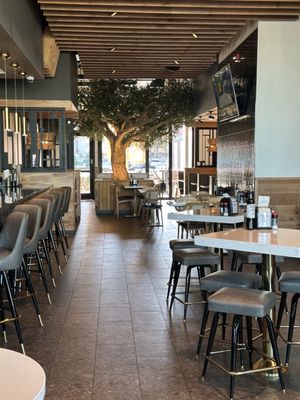 MEDDYS - Updated December 2025 - 157 Photos & 115 Reviews - 4820 E 61st ...