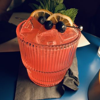 FLORA - Updated January 2026 - 181 Photos & 62 Reviews - 4500 SW Watson ...