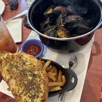 DEL RAY CAFE - Updated May 2024 - 677 Photos & 843 Reviews - 205 E ...