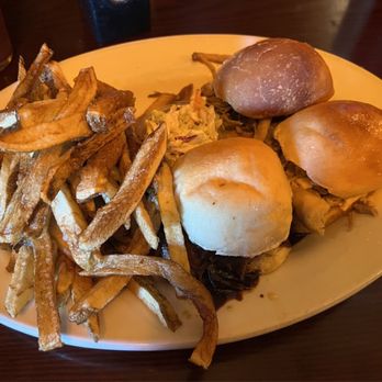 HOP-N-GRAPE - Updated December 2025 - 132 Photos & 382 Reviews - 924 ...