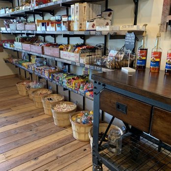 BEAR LAKE CANDY COMPANY - Updated November 2025 - 14 Photos - 88 S Bear ...