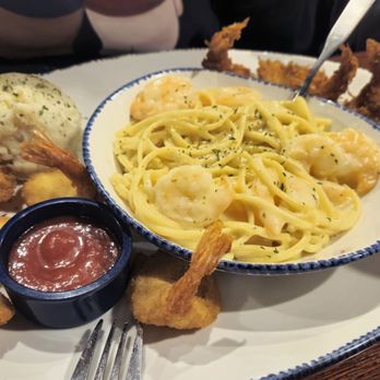 RED LOBSTER - Updated March 2025 - 52 Photos & 43 Reviews - 1732 King ...
