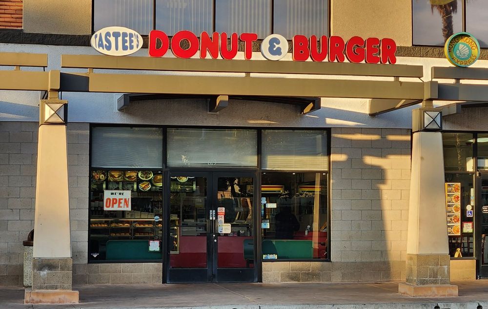 TASTEES DONUT & BURGER - Updated December 2025 - 81 Photos & 149 ...