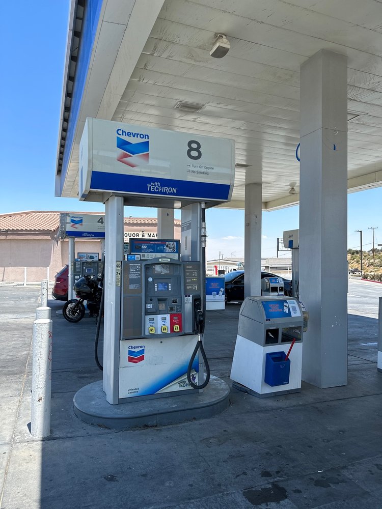 CHEVRON - Updated August 2025 - 12 Photos & 17 Reviews - 6000 Mariposa ...