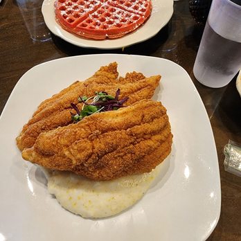 POPPINCORKS BISTRO - Updated December 2024 - 45 Photos & 33 Reviews ...