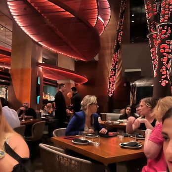 KOMODO MIAMI - Updated November 2024 - 4897 Photos & 2450 Reviews - 801 ...