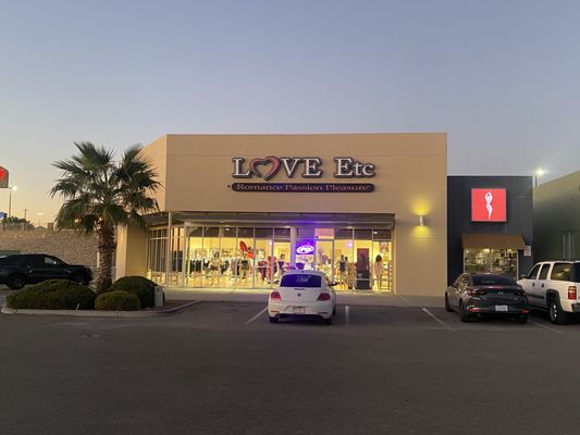 LOVE ETC - Updated November 2025 - 32 Photos & 12 Reviews - 5020 N ...