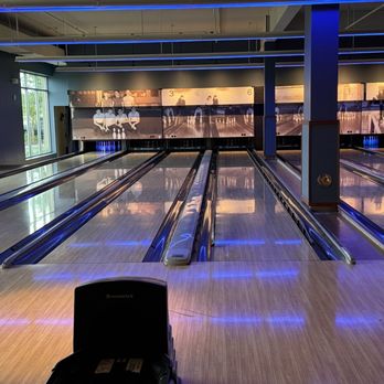 PINSTRIPES - Updated August 2024 - 296 Photos & 339 Reviews - 13500 ...