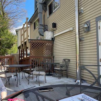 STOCKHOUSE RESTAURANT & SANDBAR PUB - Updated July 2025 - 27 Photos ...