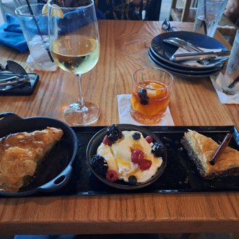 THE GREEK JOINT KITCHEN & BAR - Updated July 2024 - 257 Photos & 143 ...