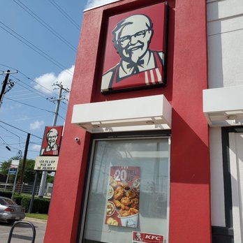 KFC - Updated September 2024 - 74 Photos & 81 Reviews - 5607 N Lamar ...
