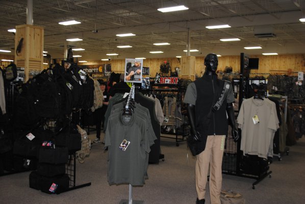 FIN FEATHER FUR OUTFITTERS - BOARDMAN - Updated January 2025 - 16 ...