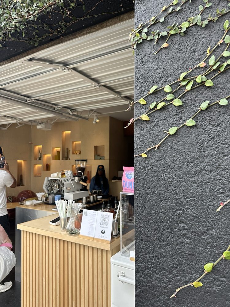 FLO COFFEE BAR - Updated July 2025 - 25 Photos & 10 Reviews - 805 ...