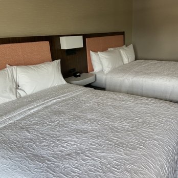 HAMPTON INN SANTA CRUZ WEST - Updated May 2025 - 151 Photos & 35 ...