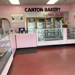 CHINESE CANTON BAKERY - 114 Photos & 141 Reviews - 1132 E Plaza Blvd ...