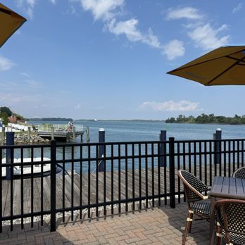 LATITUDES RESTAURANT AND BAR - Updated January 2026 - 21 Photos & 33 ...