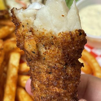 PACIFIC INN PUB - Updated February 2025 - 241 Photos & 439 Reviews ...