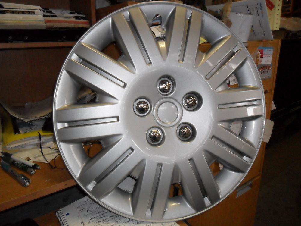 HUBCAP MAN - Updated March 2025 - 11 Photos - 33 Main Street, Sanford ...