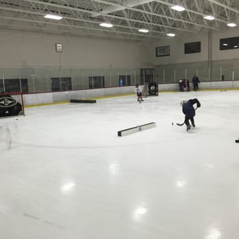 HAZEL PARK ICE ARENA - Updated December 2025 - 1555 E Woodward Heights ...