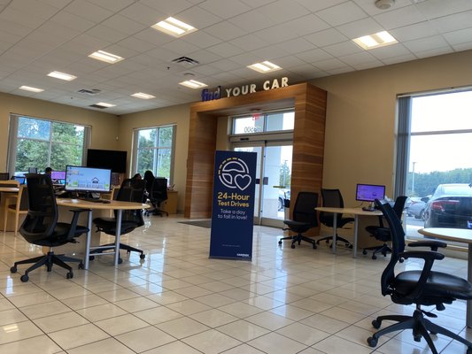 CARMAX - Updated May 2026 - 35 Photos & 37 Reviews - 3500 W Tennessee ...