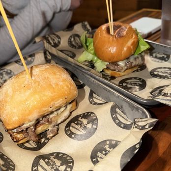 PDX SLIDERS - Updated December 2025 - 929 Photos & 1275 Reviews - 1605 ...