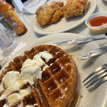 COUNTRY WAFFLES - Updated January 2025 - 658 Photos & 724 Reviews ...