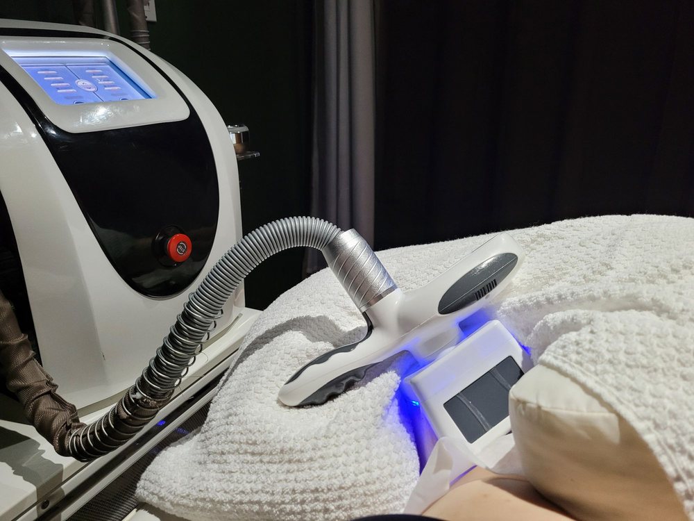 GOLD TAN AND SUNSET SPA - Updated September 2025 - 20 Photos - 3476 ...